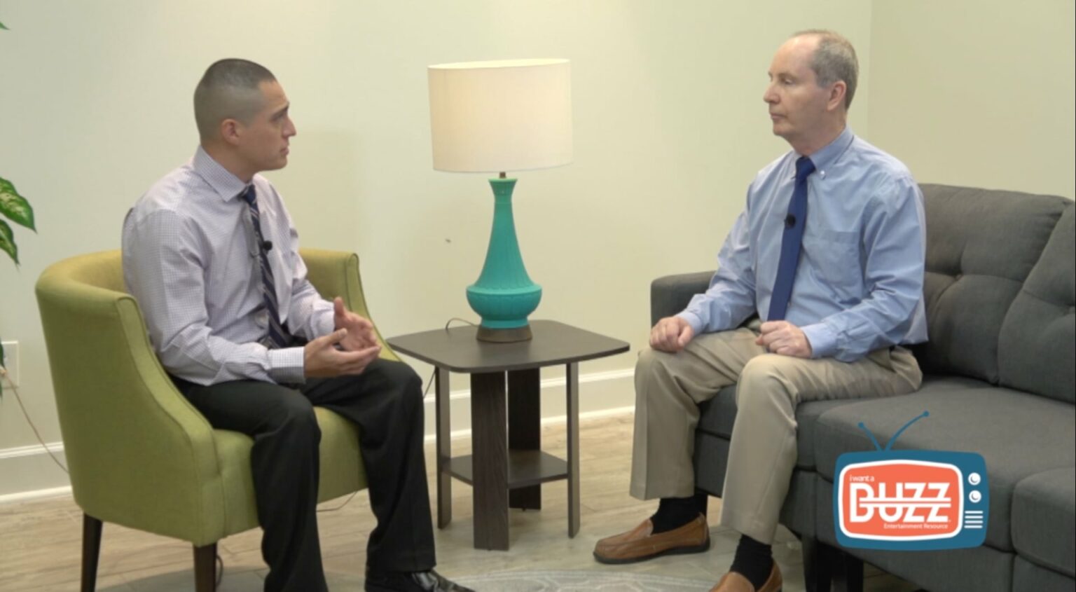 "The Buzz on Politics" with Ken Organes - Daily News Network