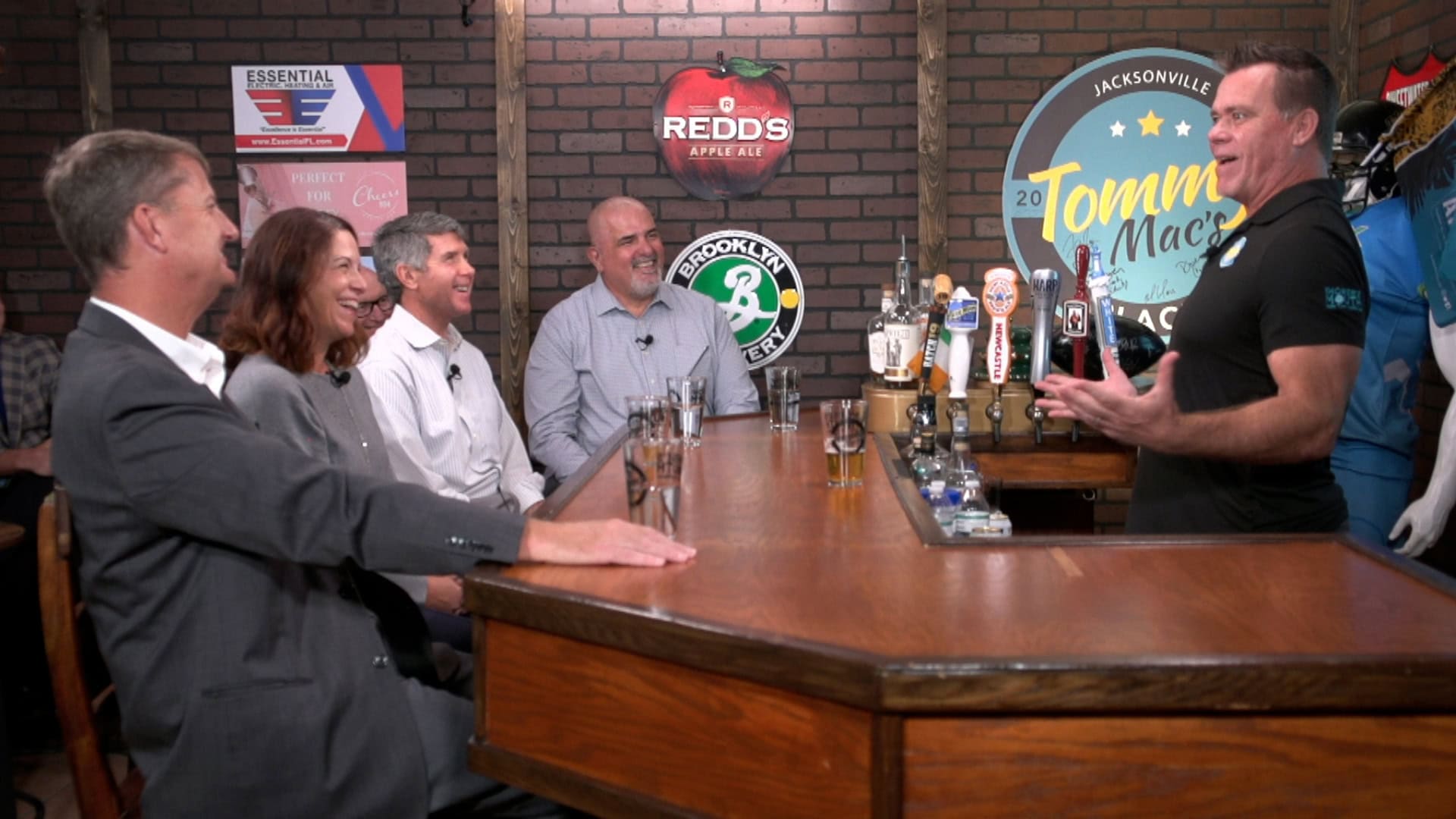 "The Horse's Mouth" with Tom Peterson, Janelle Miller, Mac Holley, Adam ...