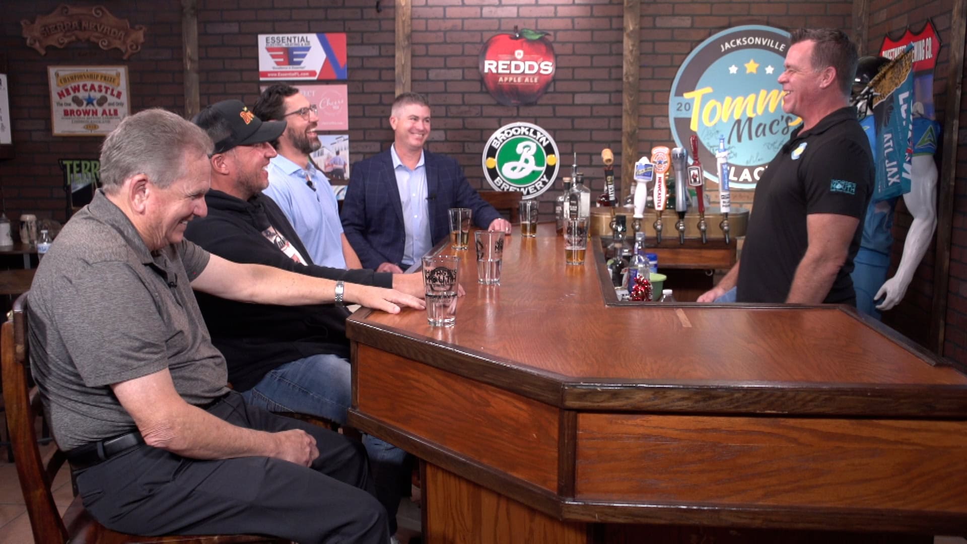 "The Horse's Mouth" with Coach Dave Campo, Denny Thompson, Daniel ...