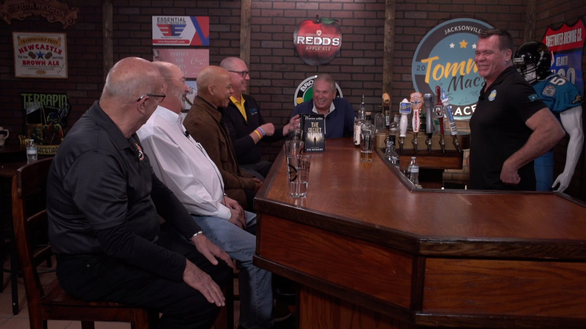 "The Horse's Mouth" with Elliott Burnside, Major Harding, Sid McNairy ...