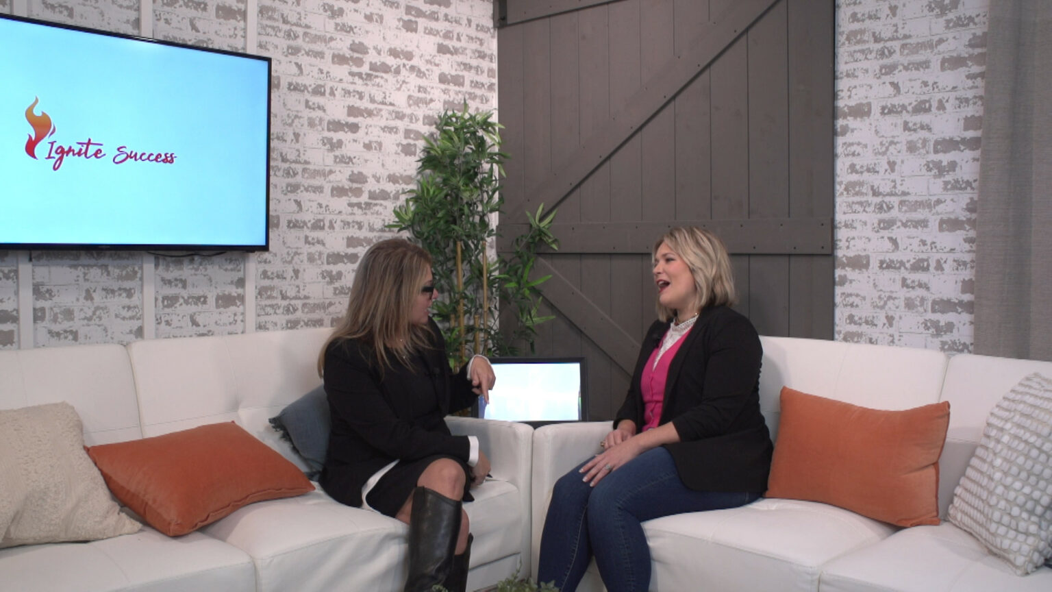 "Ignite Success" with Malie Brady of Homecoming Studios - Daily News Network