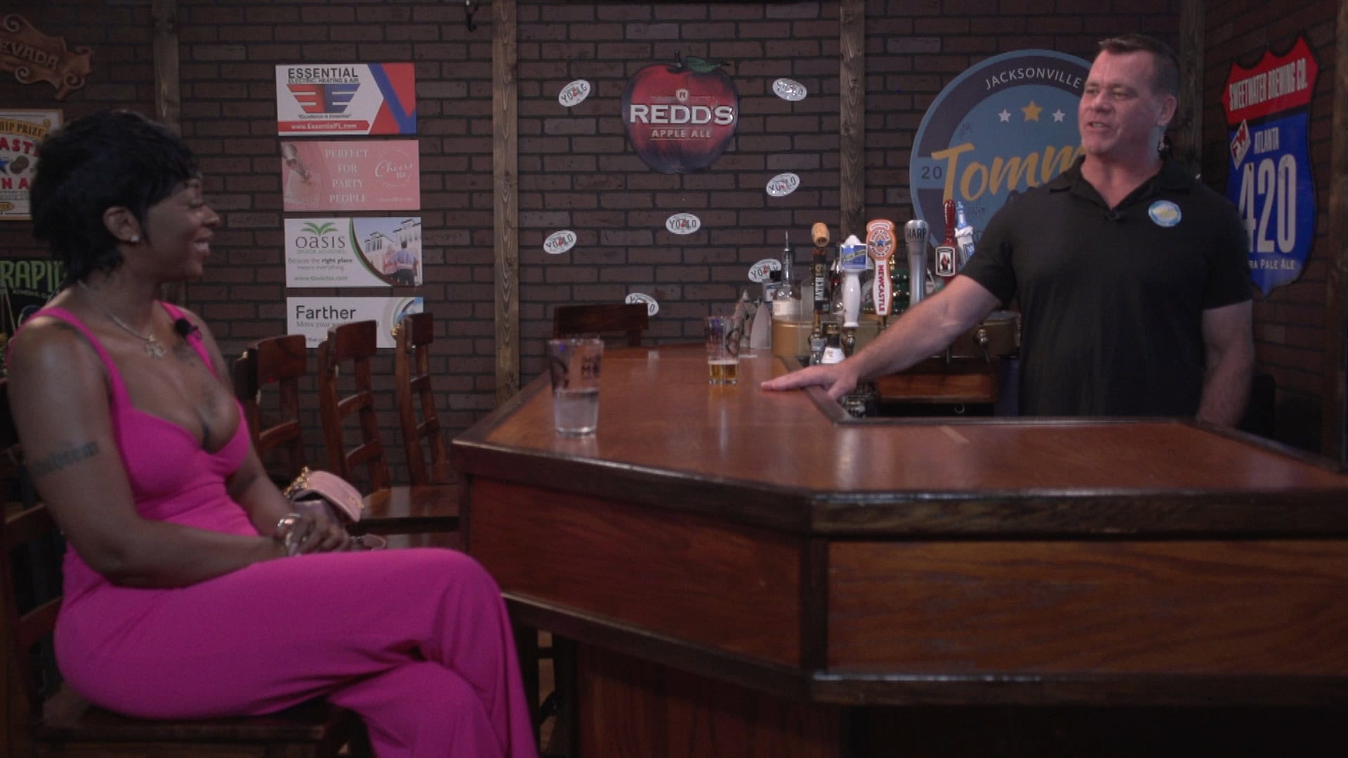 "The Horse's Mouth" with Stephanie Hoyte - Daily News Network