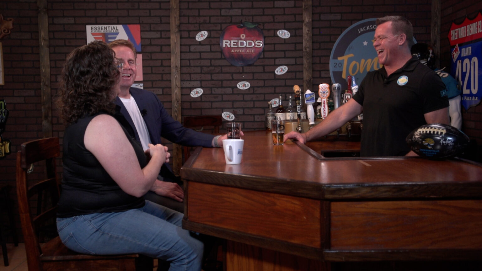 "The Horse's Mouth" with Amber Lowry and Brian Sexton - Daily News Network