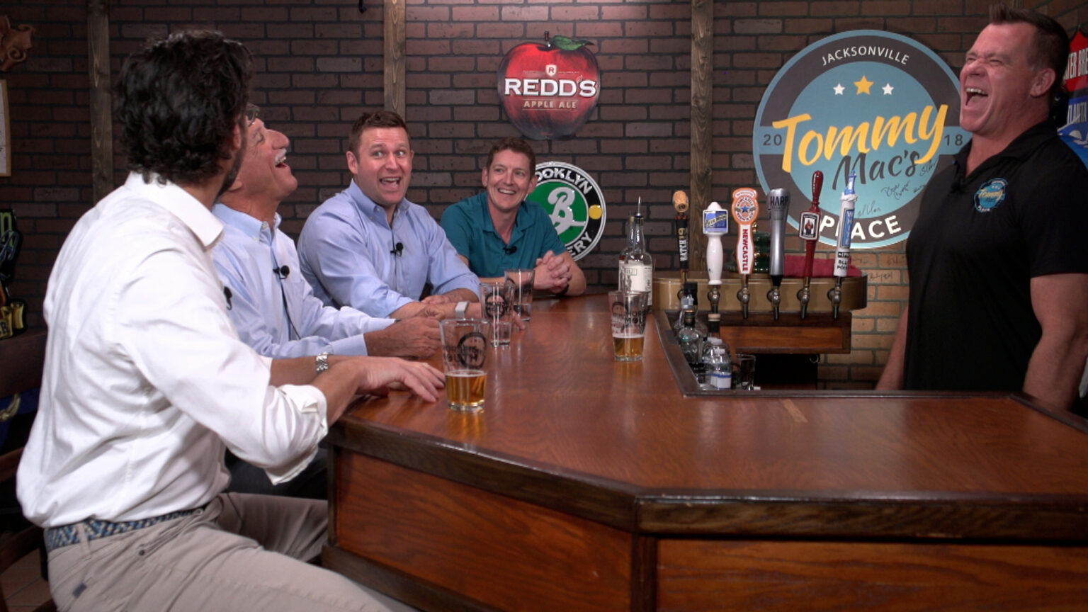 "The Horse's Mouth" with Daniel Gilham, Chuck White, Stuart Keller, and ...