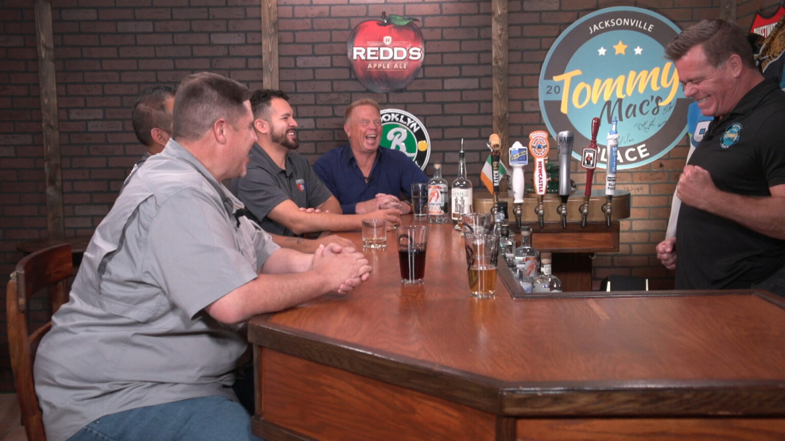 "The Horse's Mouth" with Ken Vogel, Julio Alayo, Andre Lugo, and Bill ...